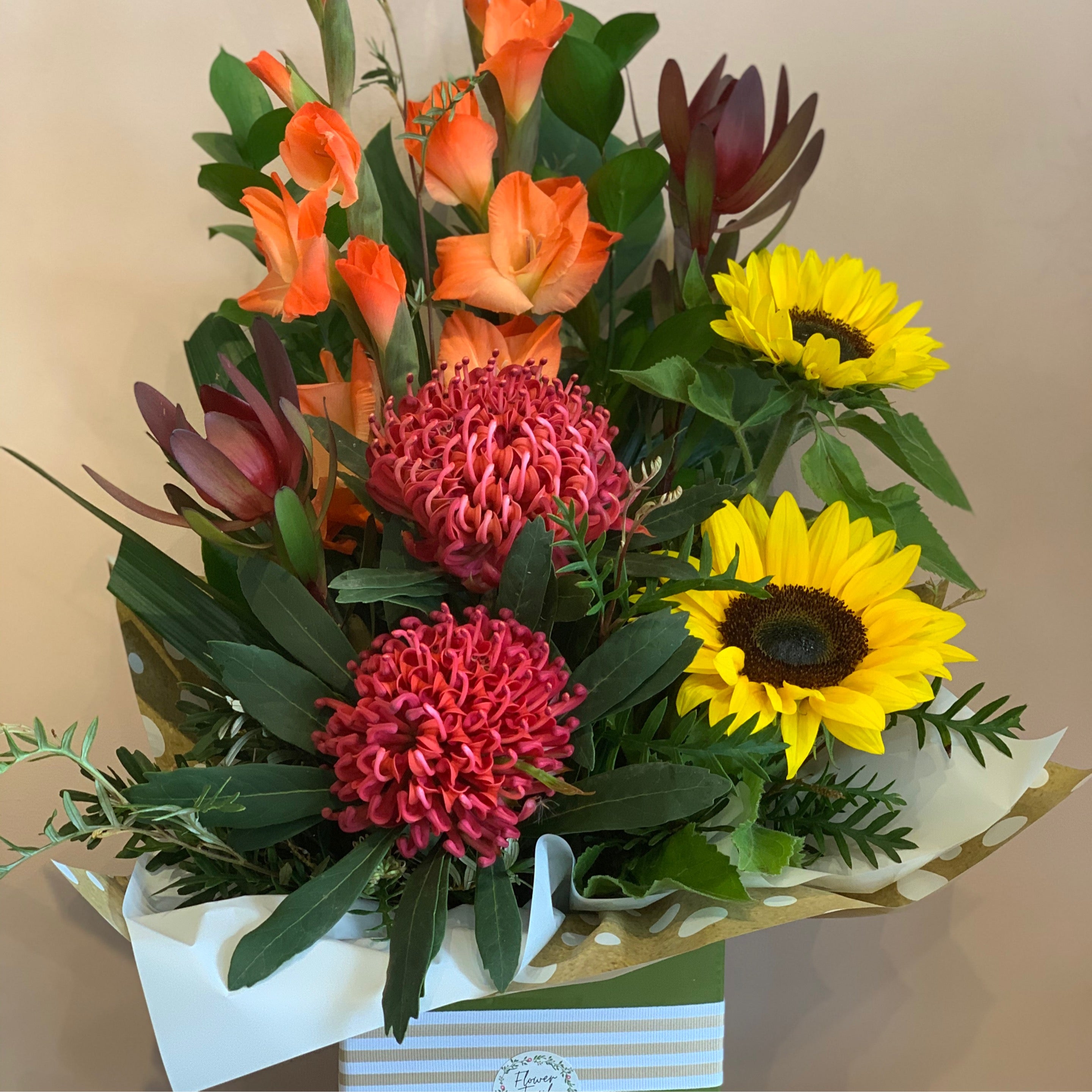 Native meet florals | FLOWER TRAIL WARRNAMBOOL